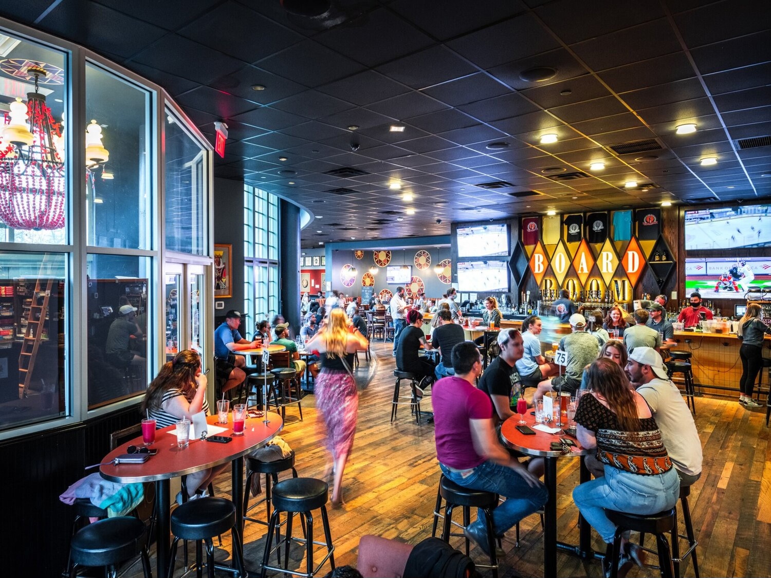 Restaurant Vibes: The Board Room